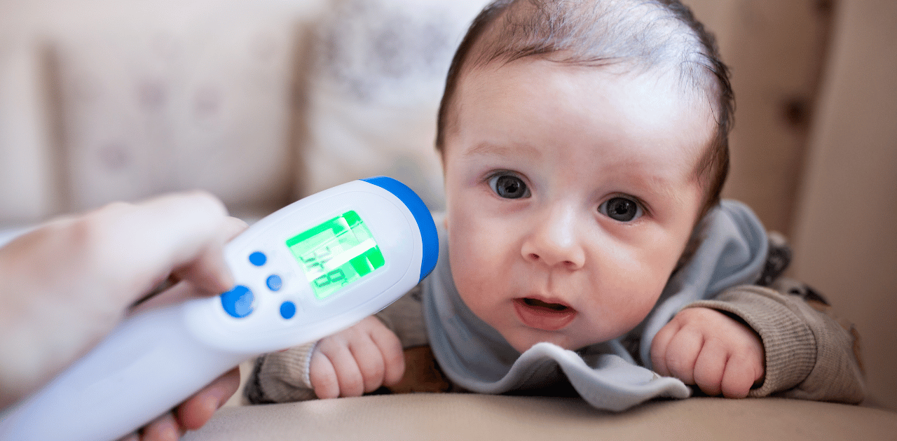 How to Dress a Baby with Fever at Night: A Parent's Guide