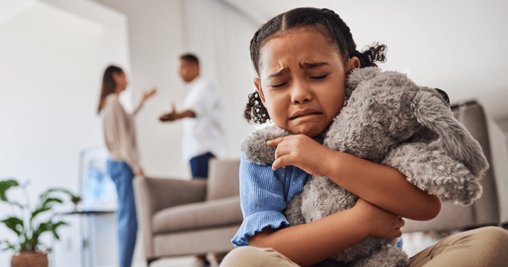 What to Do When Your Parents Are Fighting: Guide for Families - The Mom ...